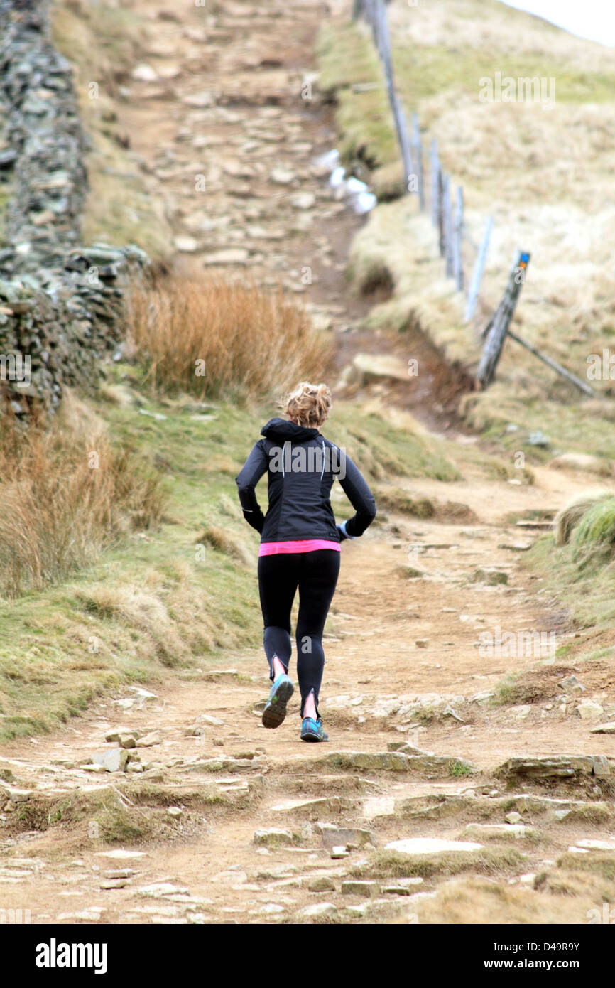 Fell running hi-res stock photography and images - Alamy