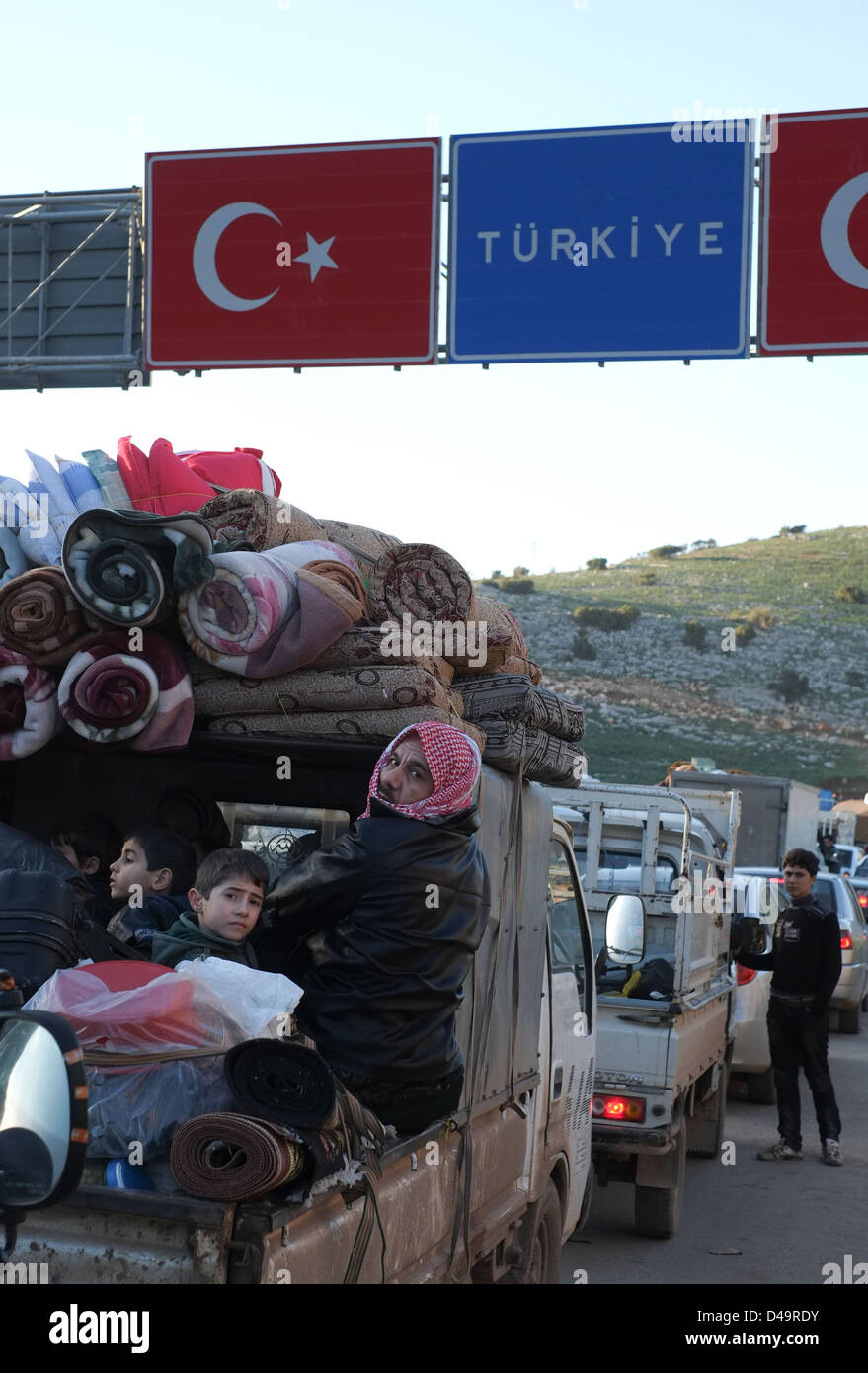Refugees on the Syrian-Turkish border crossing, Afrin, Syria Stock ...