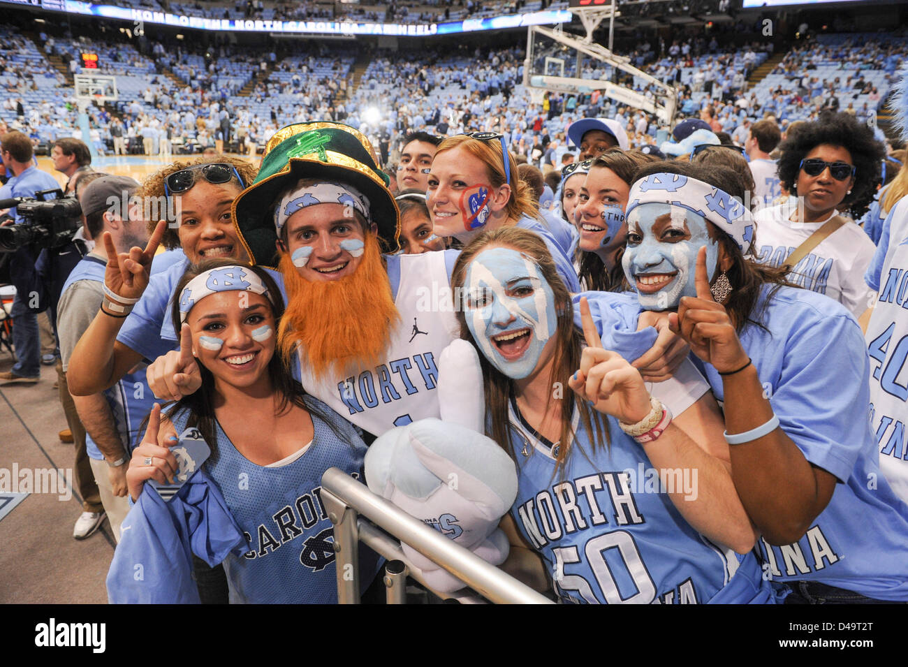North carolina tar heels fans hi-res stock photography and images - Alamy