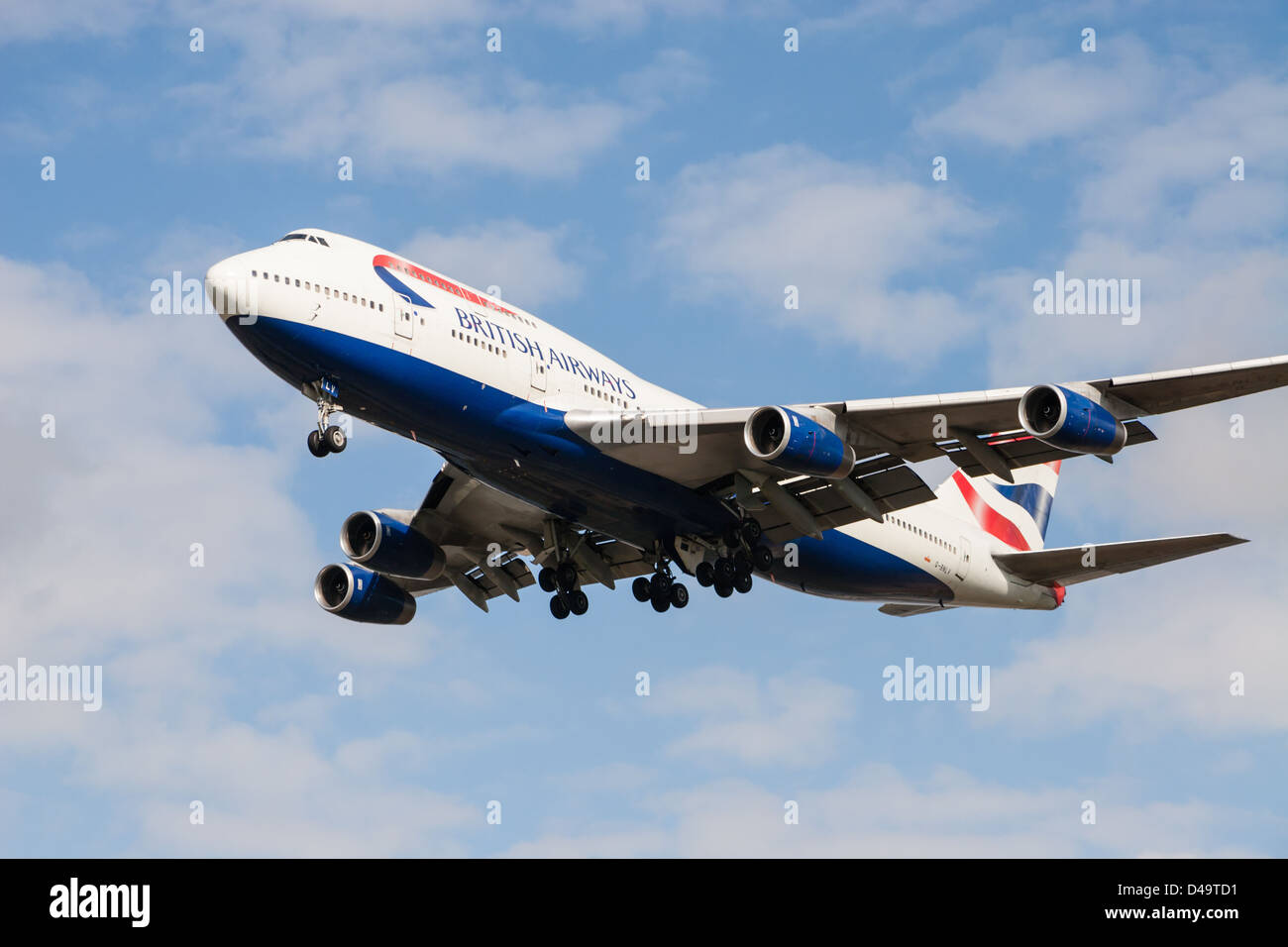 British airways b747 hi-res stock photography and images - Alamy