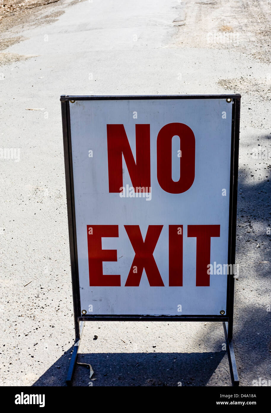 No exit road hi-res stock photography and images - Alamy