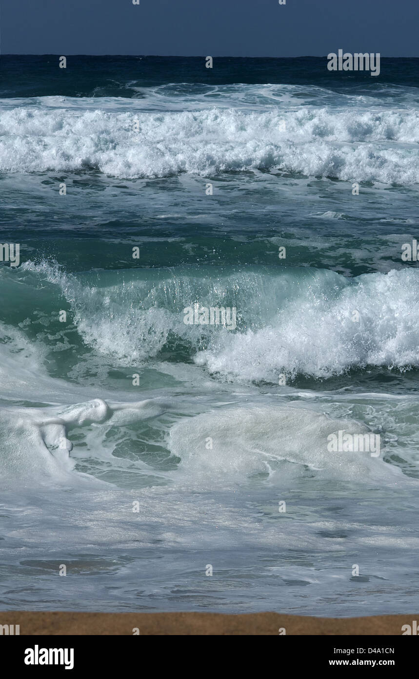 High waves hi-res stock photography and images - Alamy