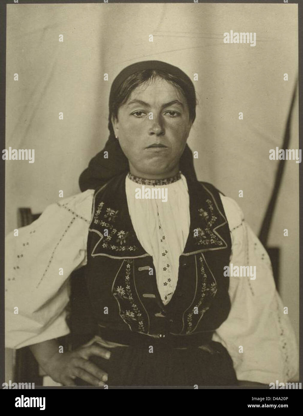 Romanian immigrants hi-res stock photography and images - Alamy