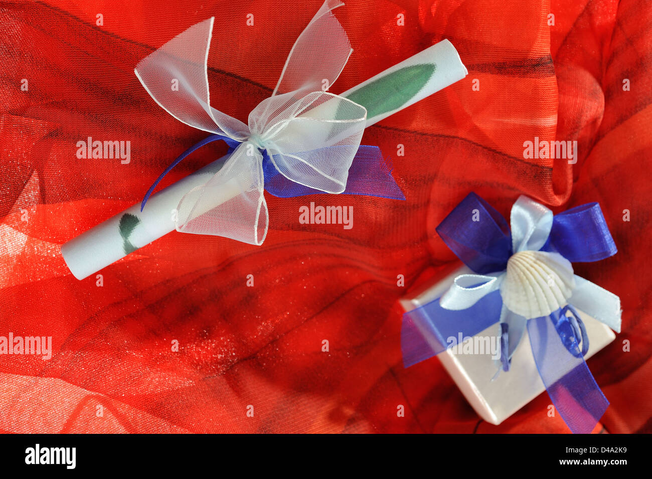 Wedding invitation and gift Stock Photo - Alamy