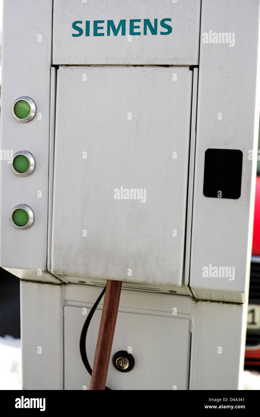 Siemens electric vehicle charging post Stock Photo - Alamy