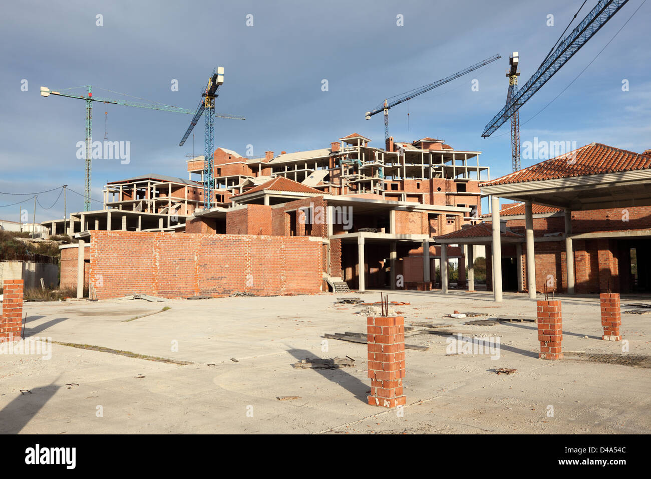 Abandoned construction site hi-res stock photography and images - Alamy