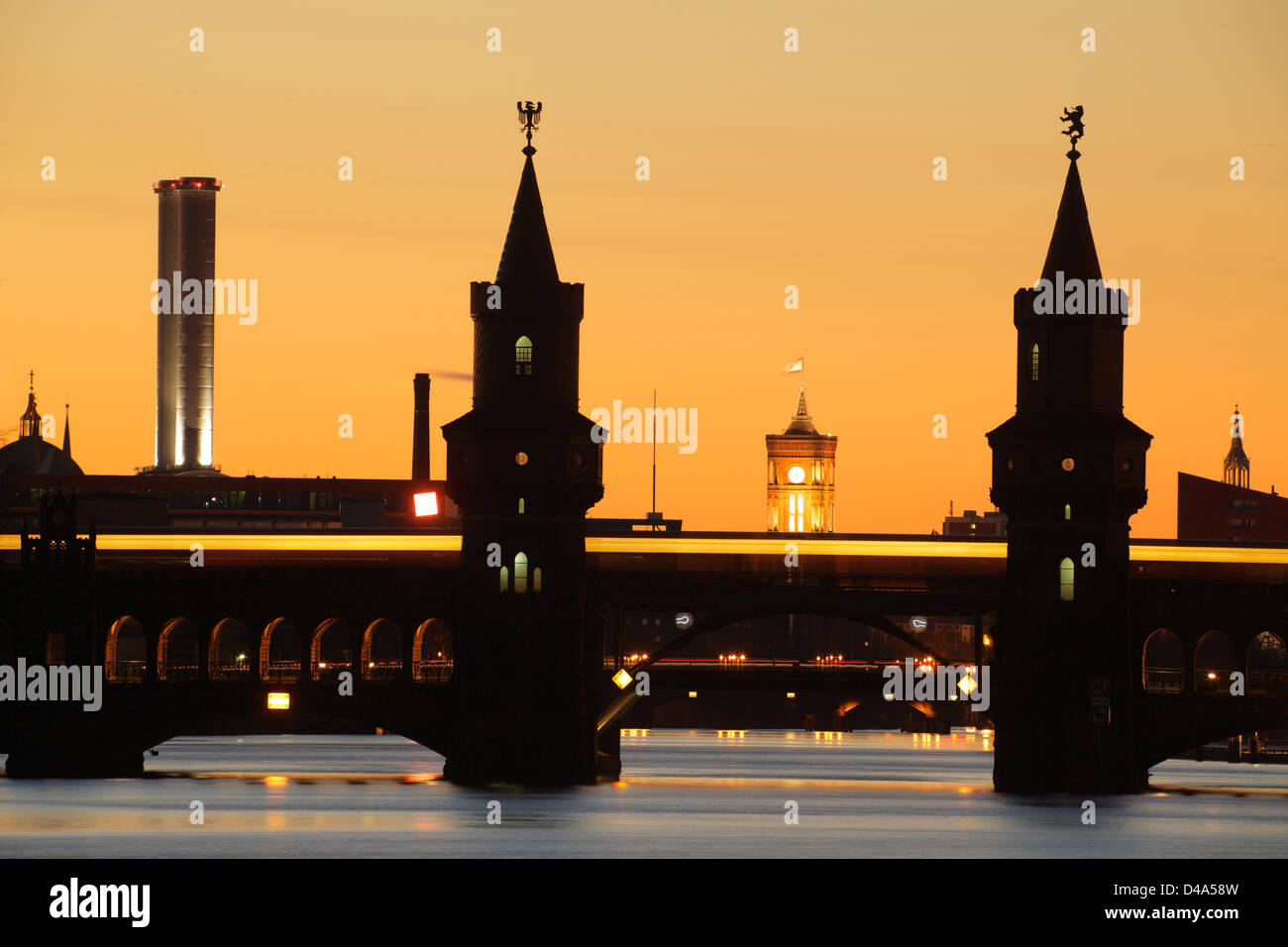 Berlin, Germany, Oberbaumbruecke evening Stock Photo - Alamy