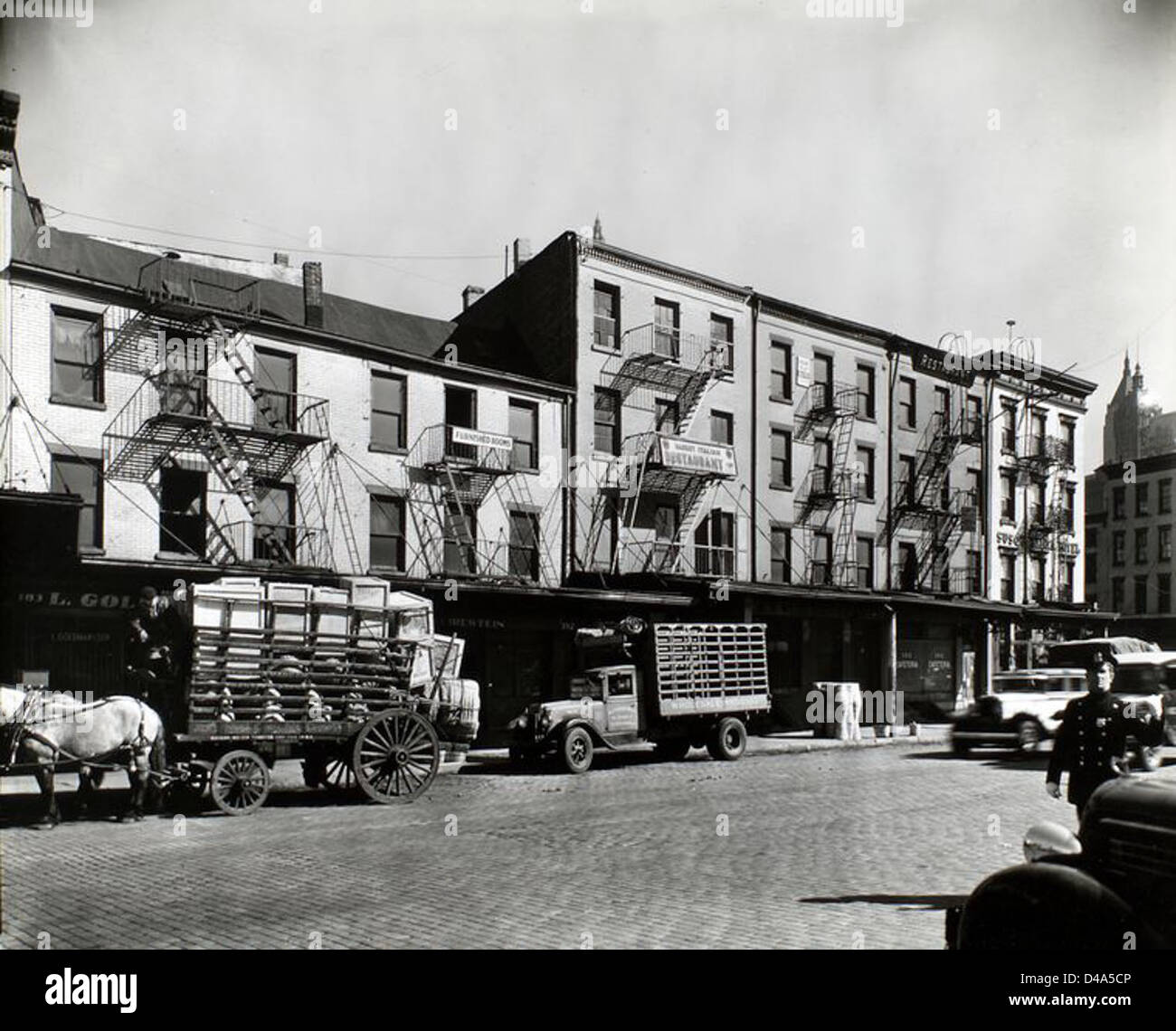 183 street hi-res stock photography and images - Alamy