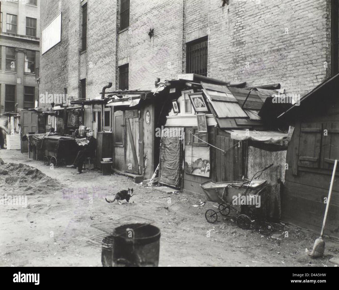 Manhattan 1930s depression hi-res stock photography and images - Alamy