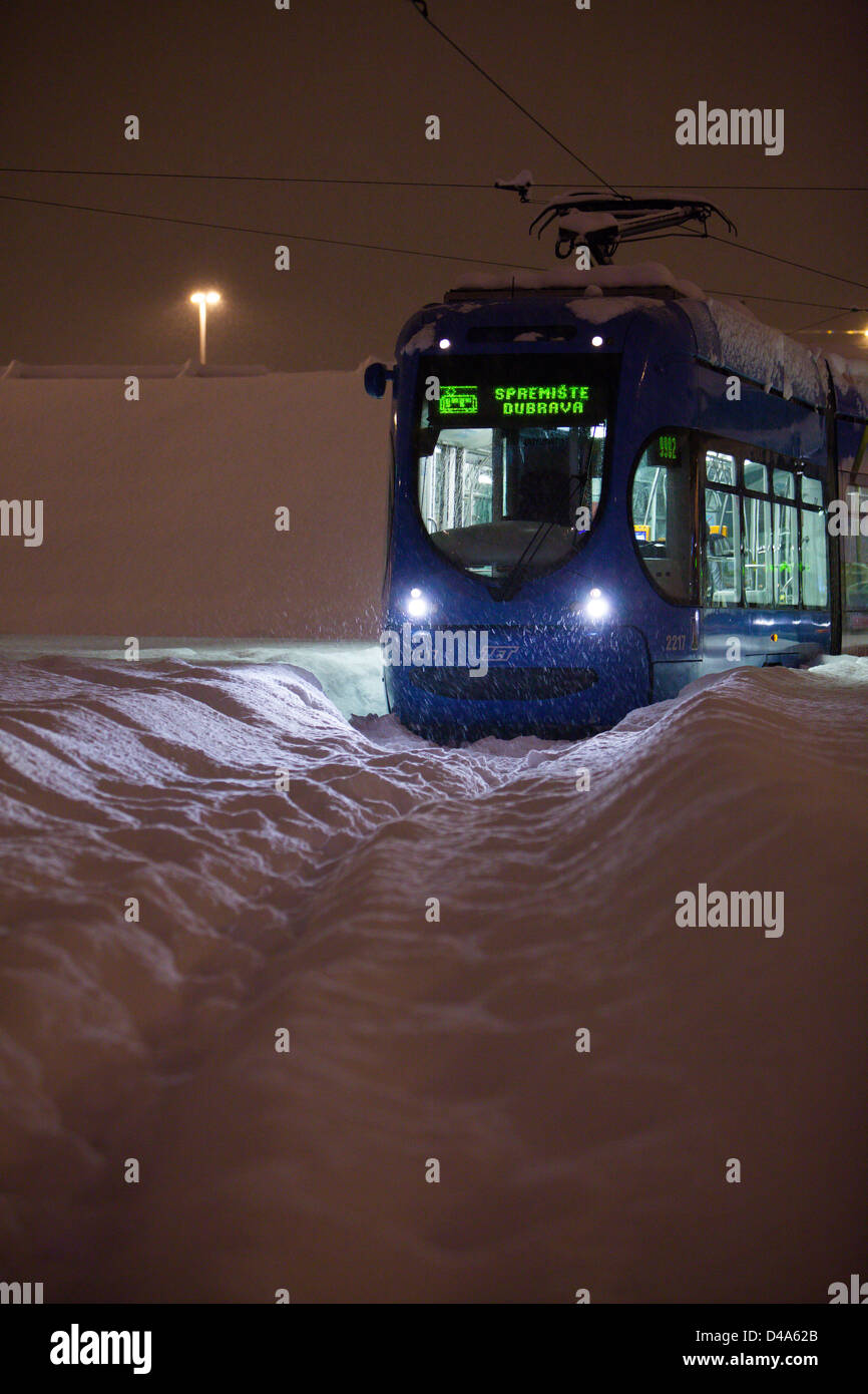 Tram in the snow hi-res stock photography and images - Alamy
