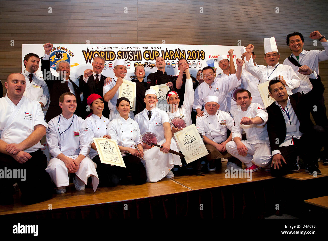 March 8, 2013, Chiba, Japan - Sushi chefs and organizers pose for the ...