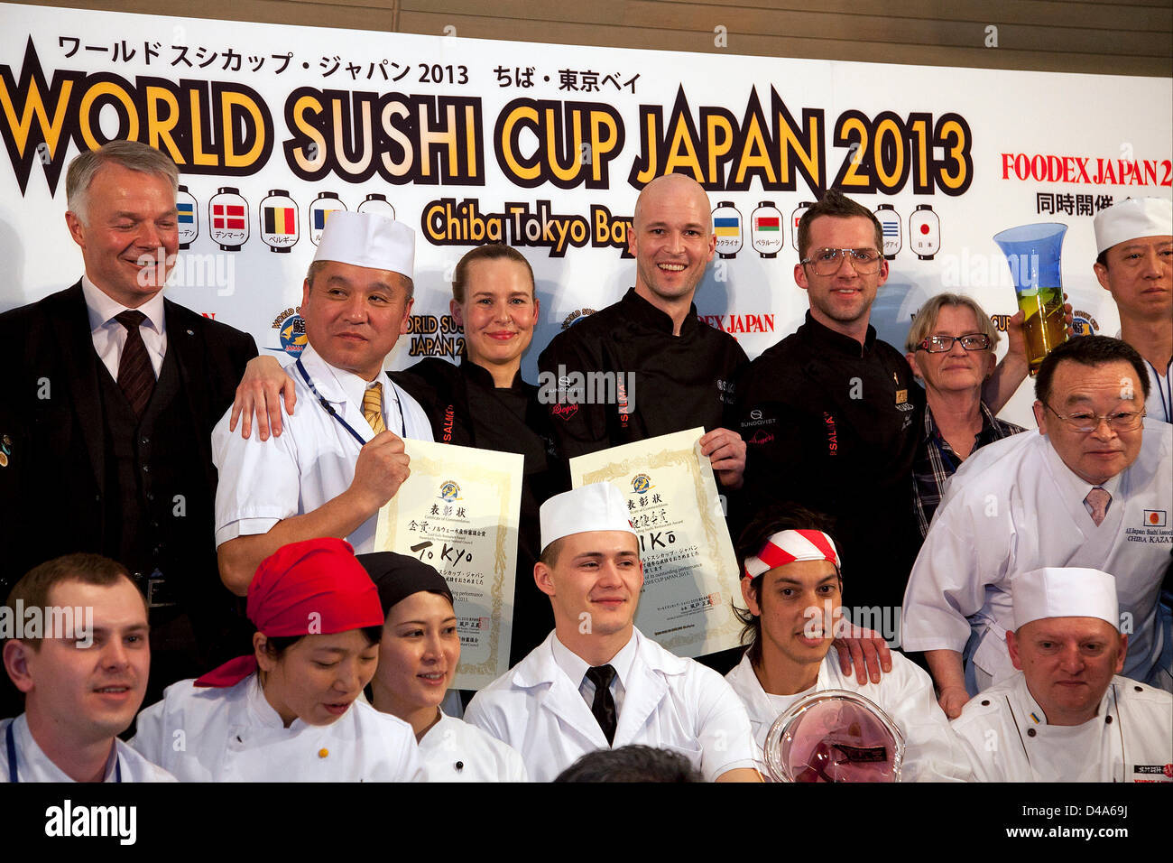 March 8, 2013, Chiba, Japan - Sushi chefs and organizers pose for the ...