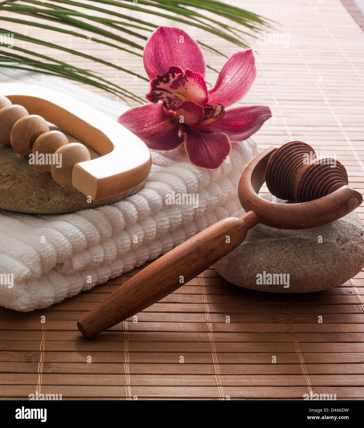 Sensuality massage hi-res stock photography and images - Alamy