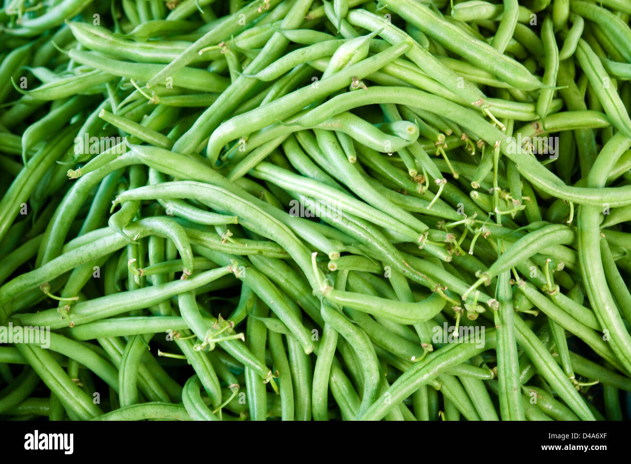 full frame background with fresh green runner beans Stock Photo - Alamy