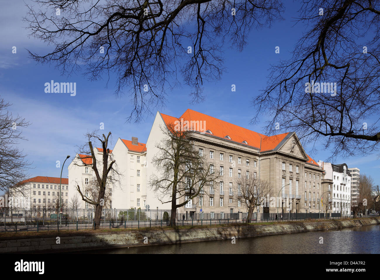 German ministry of defense hi-res stock photography and images - Alamy