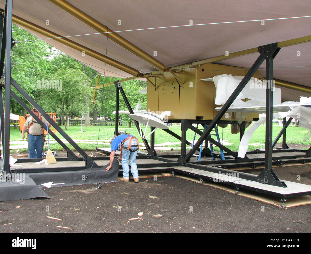 Construction of the James Webb Space Telescope Full-scale Model in ...