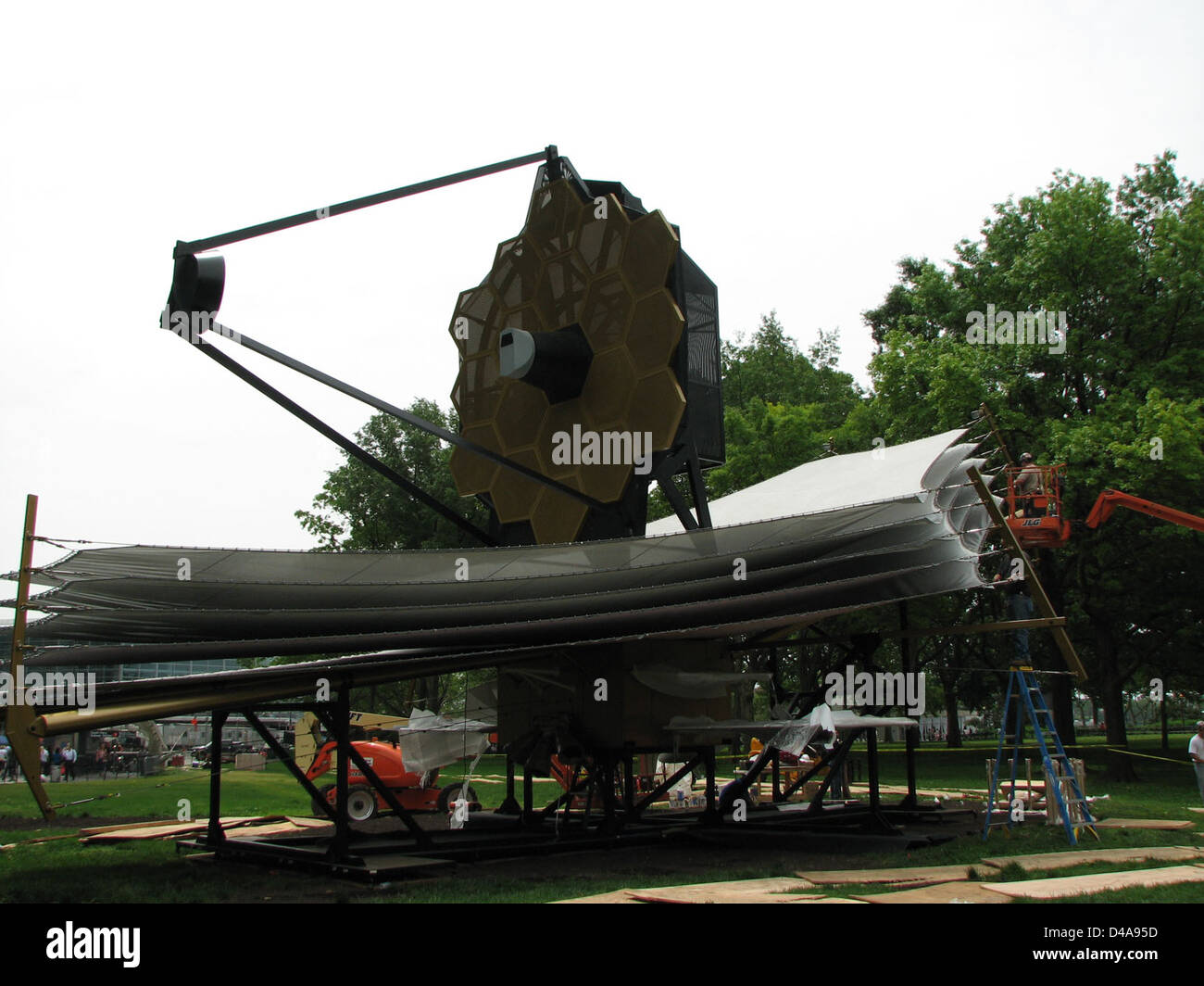 James webb space telescope model hi-res stock photography and images ...