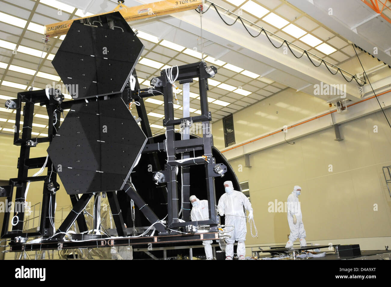 Cryogenic testing james webb hi-res stock photography and images - Alamy