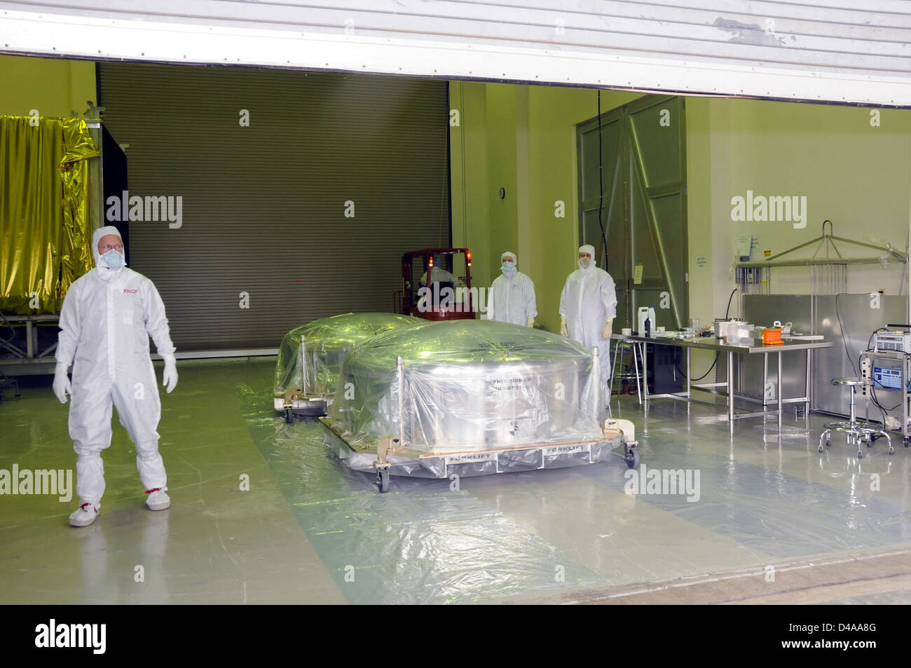 The mirrors for the James Webb Space Telescope (JWST) arrived at MSFC ...