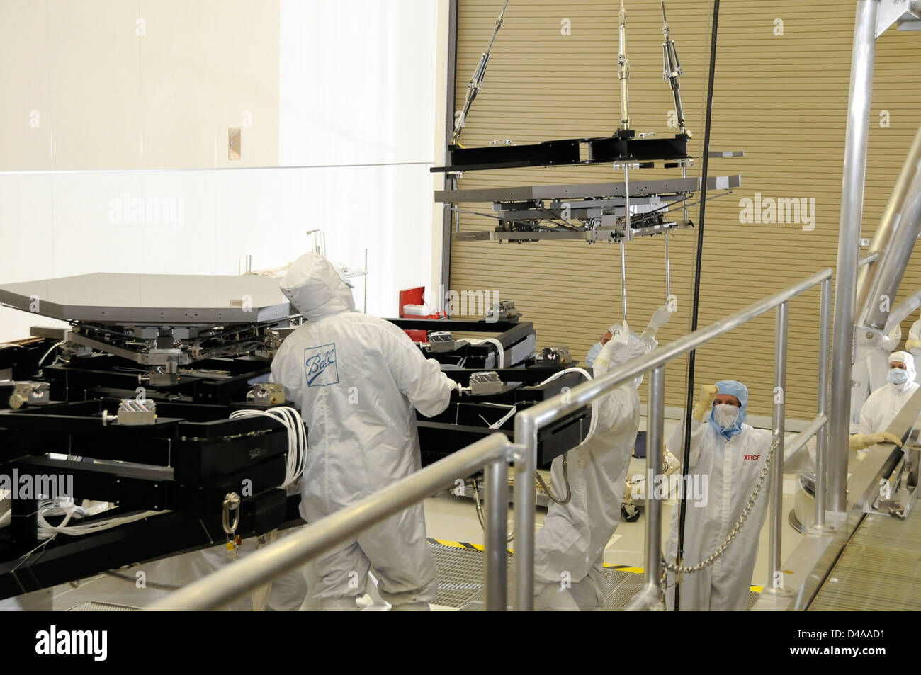 The mirrors of the James Webb Space Telescope arrive at the Marshall ...