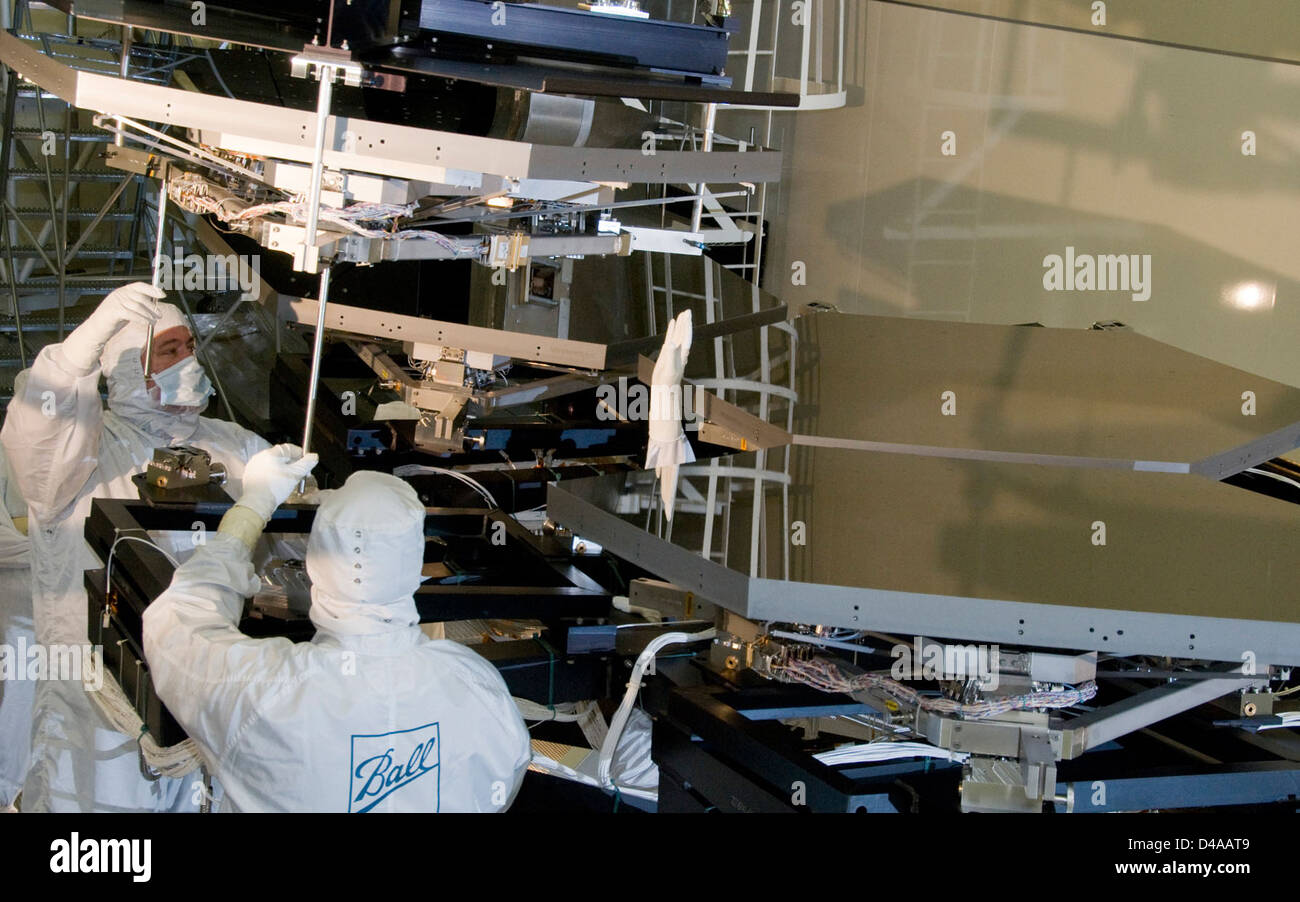 NASA conducts cryogenic testing on JWST primary mirror segments to ...