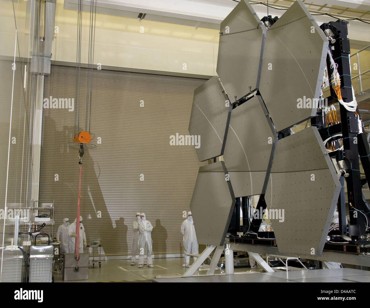 JWST primary mirror segments undergo cryogenic testing at NASA’s X-Ray ...