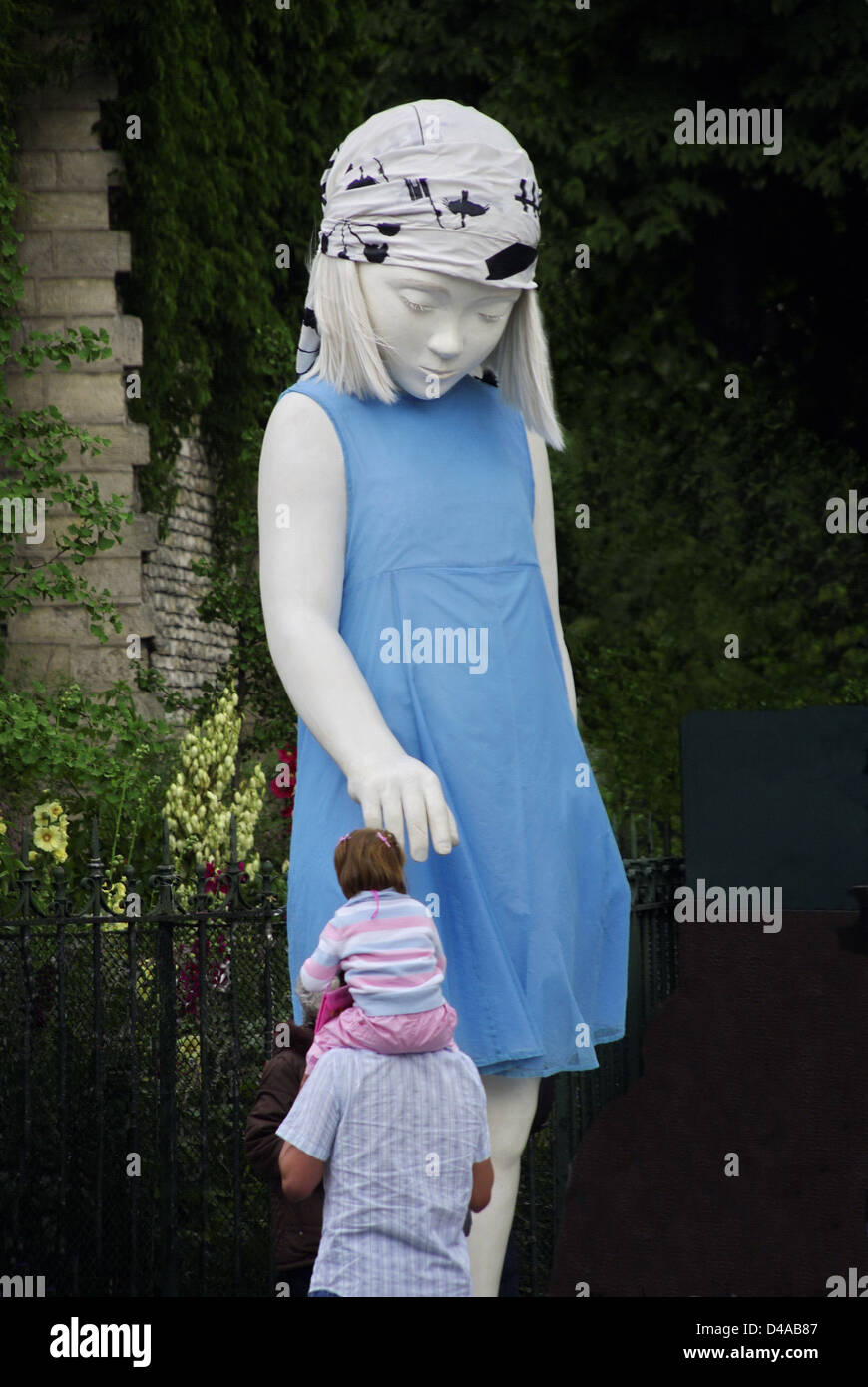 Giant doll hi-res stock photography and images - Alamy