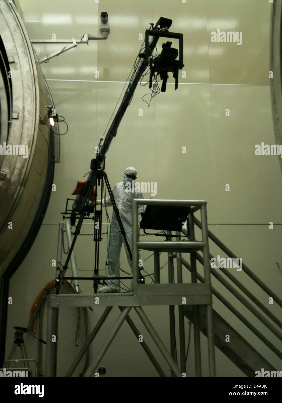 Cryogenic testing james webb hi-res stock photography and images - Alamy