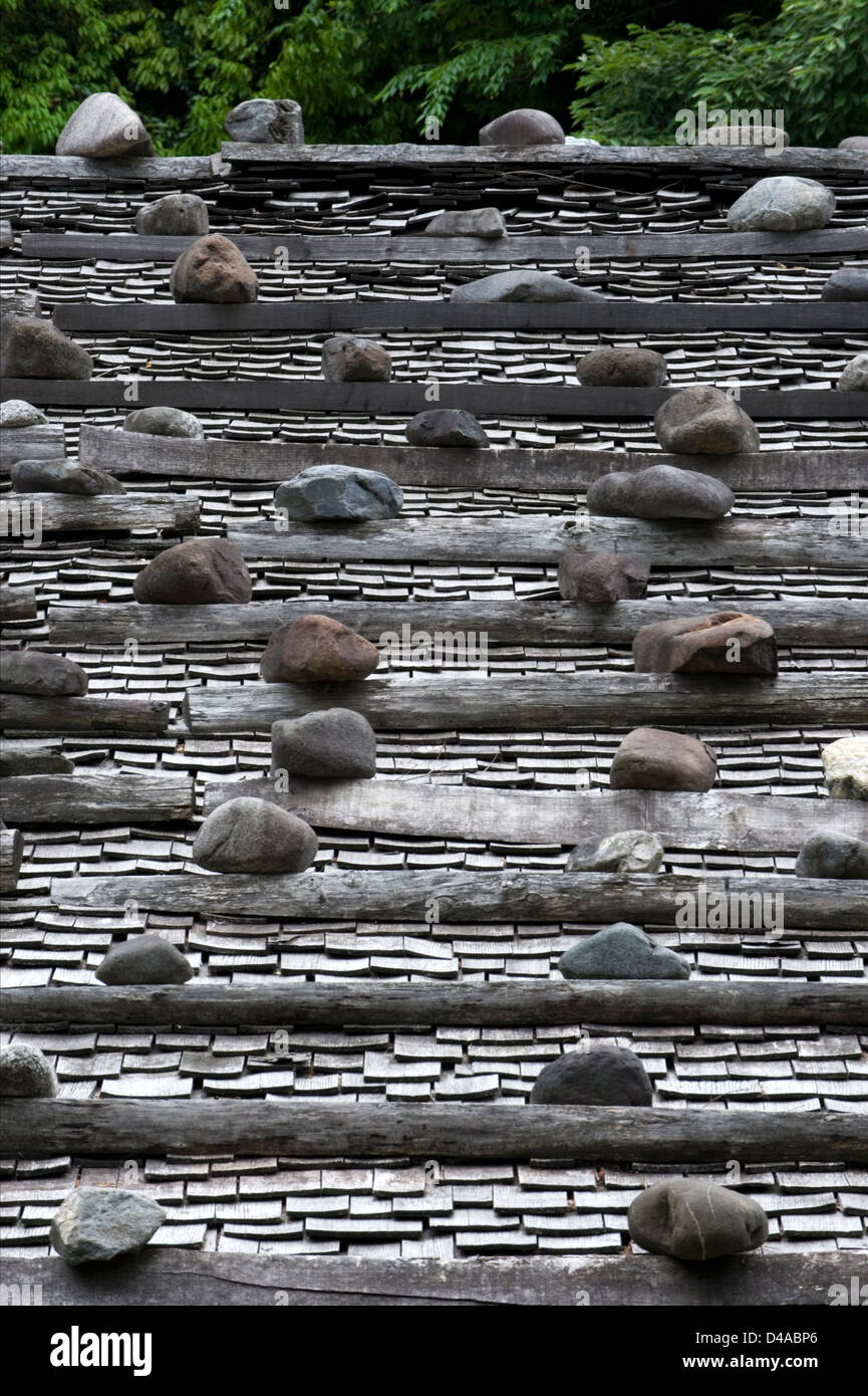 Detail japanese roof hi-res stock photography and images - Alamy