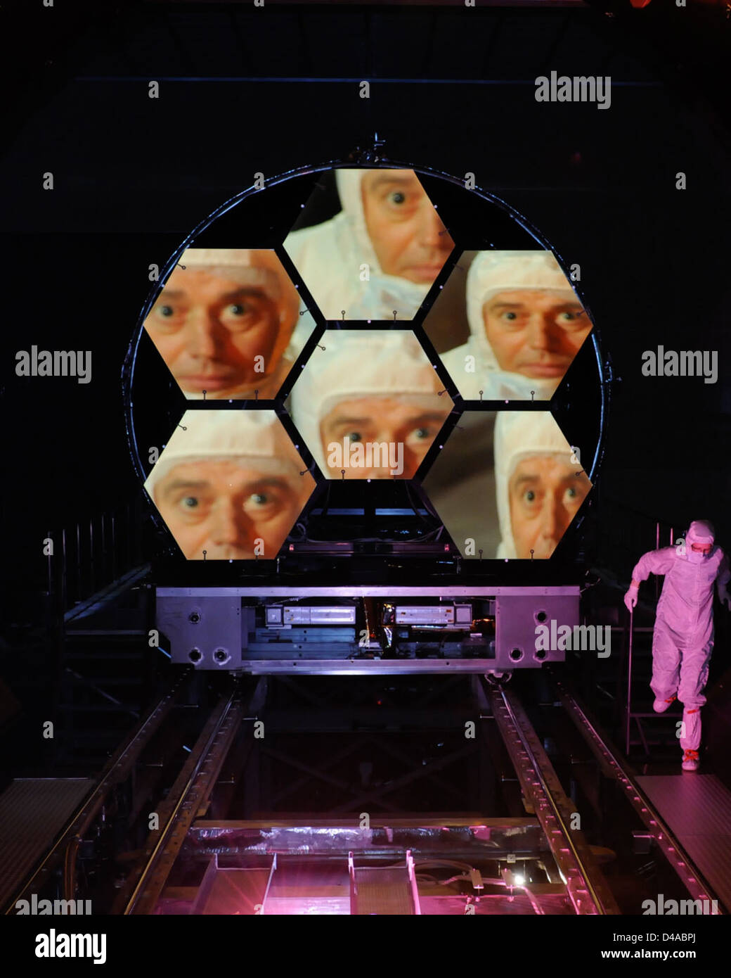 Cryogenic testing of the James Webb Space Telescope primary mirror ...