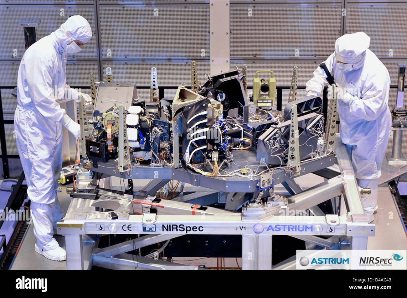 Nirspec hi-res stock photography and images - Alamy