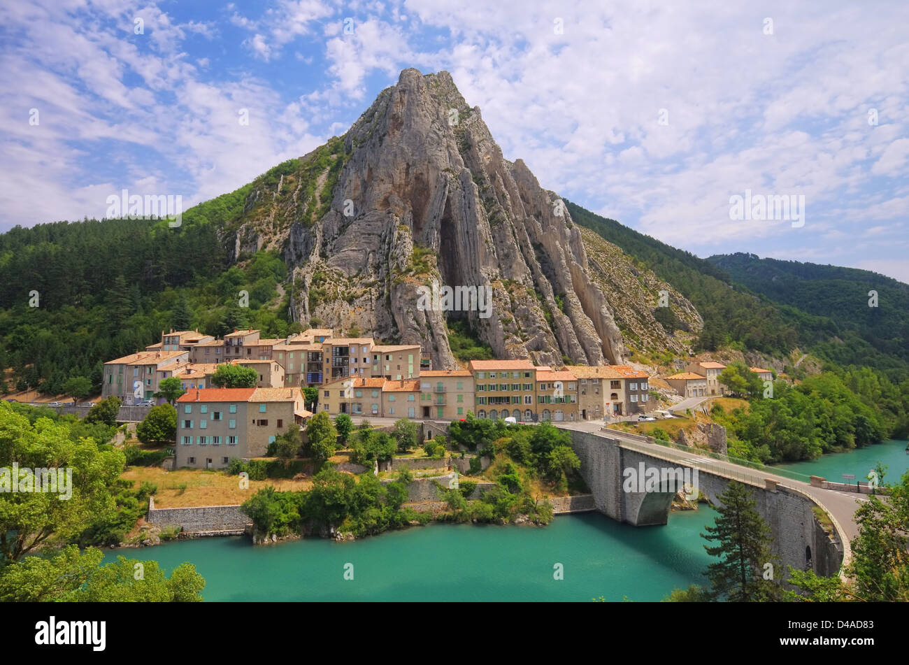 Sisteron hi-res stock photography and images - Alamy