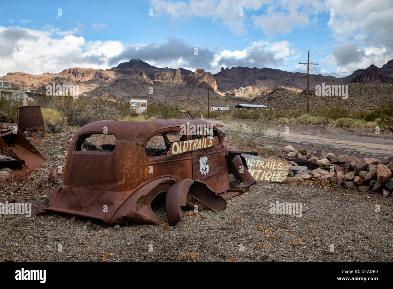 A rusty old car at Oldtrails ghost town in Oatman, route 66,Arizona ...