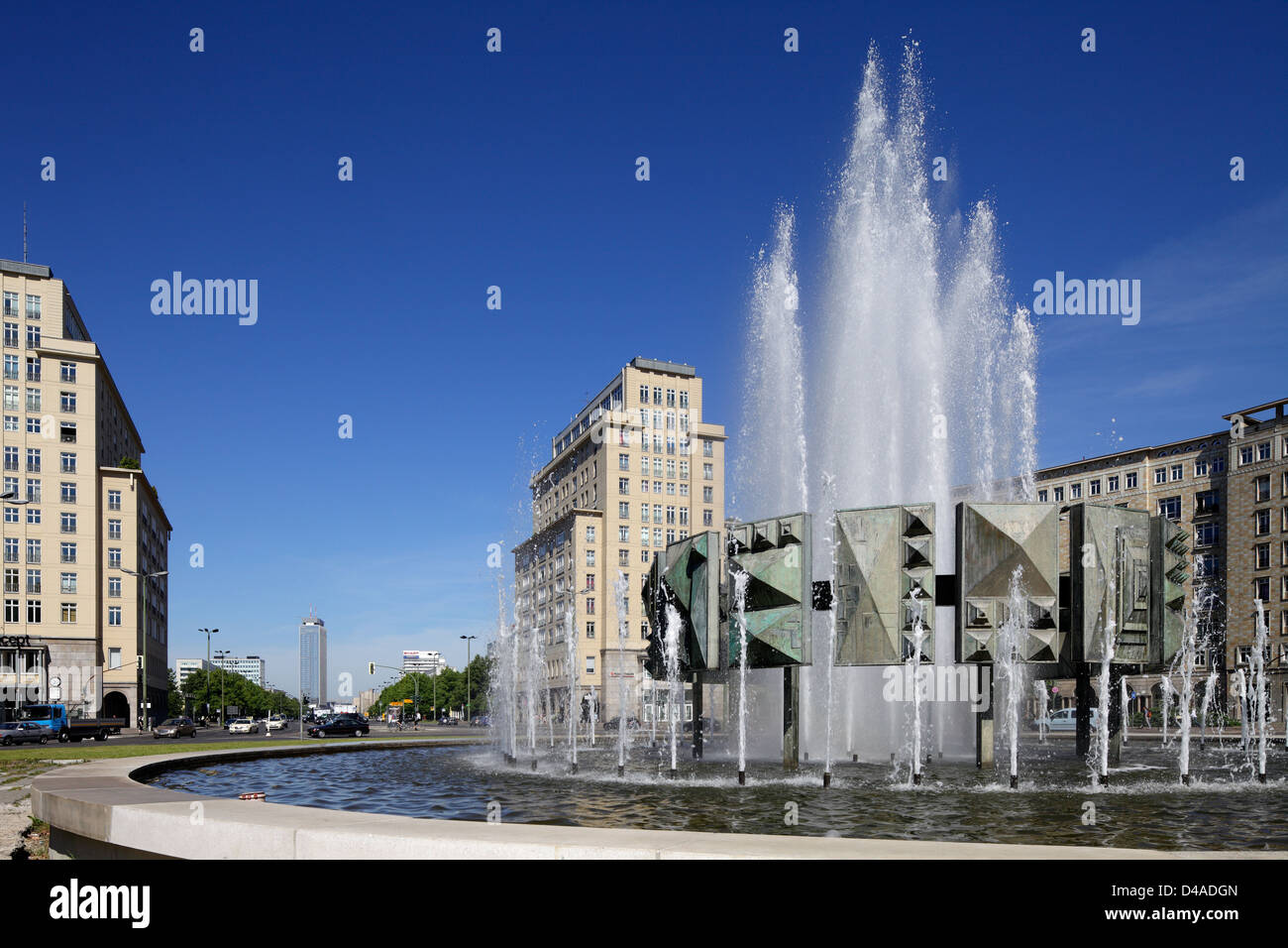 Floating ring fountain berlin hi-res stock photography and images - Alamy