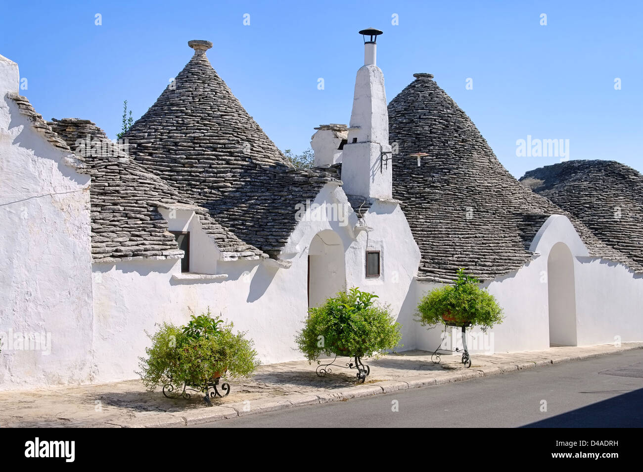 Trulli street hi-res stock photography and images - Alamy