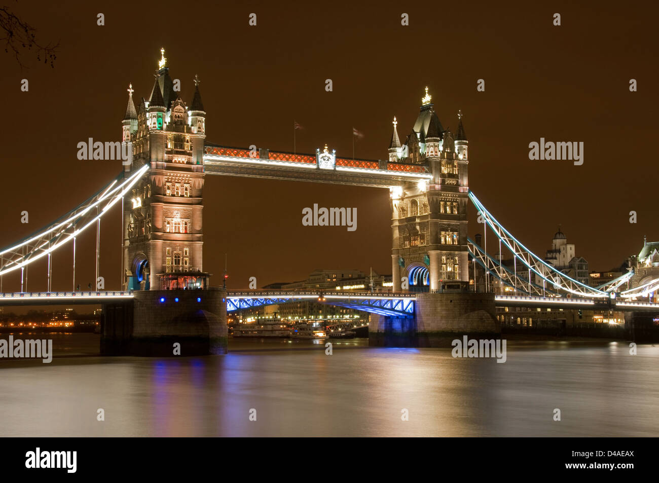 Tower Bridge At Night Stock Photo - Alamy