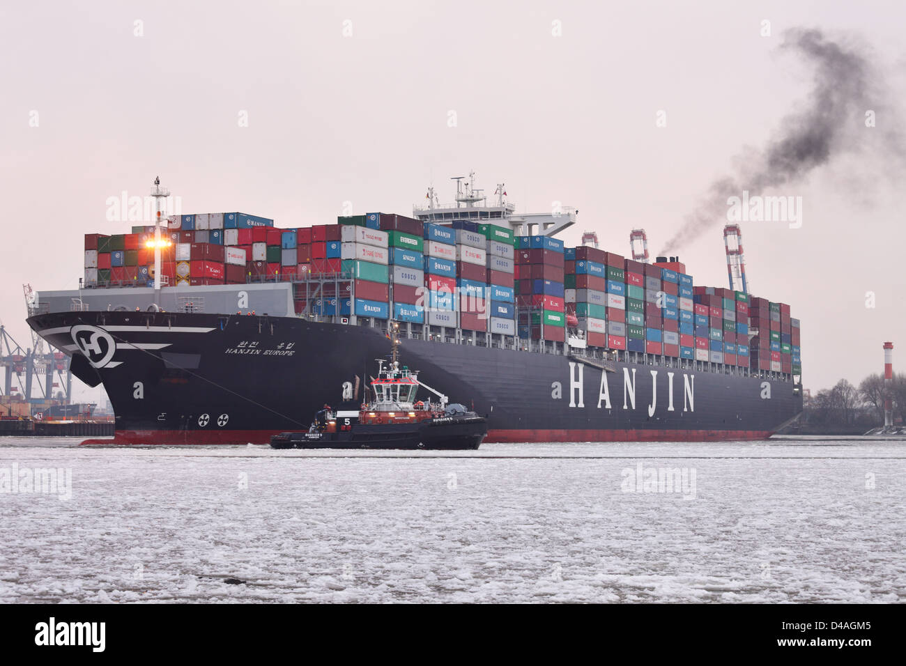 Hamburg, Germany, Europe Hanjin container ship with tugs in Hamburg ...