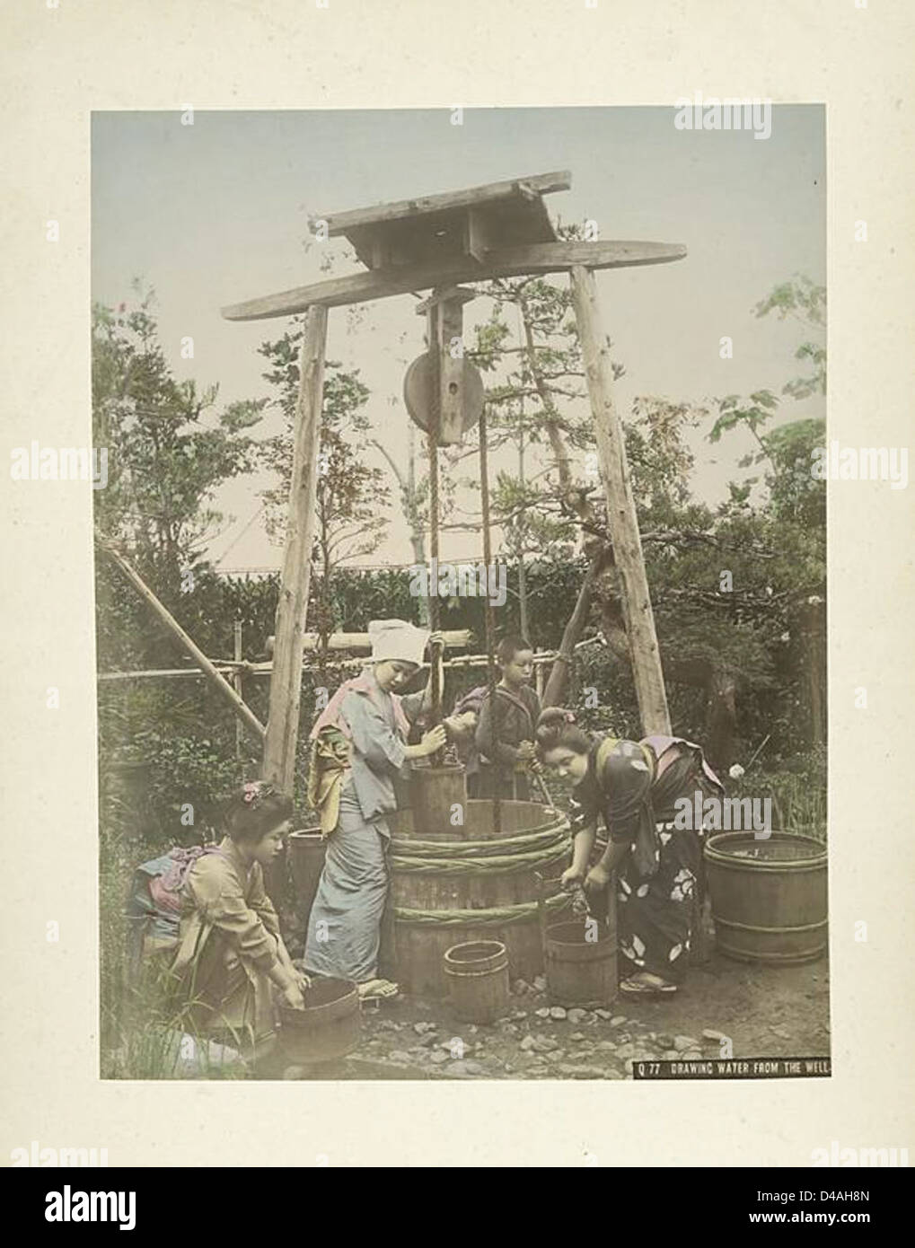 Traditional japanese water well hi-res stock photography and images - Alamy