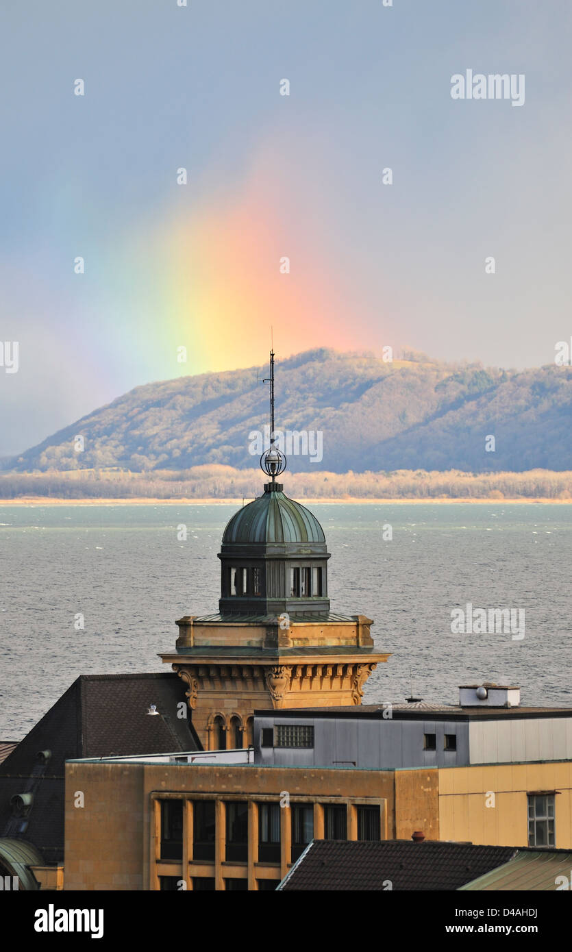 Neuchatel lac hi-res stock photography and images - Alamy