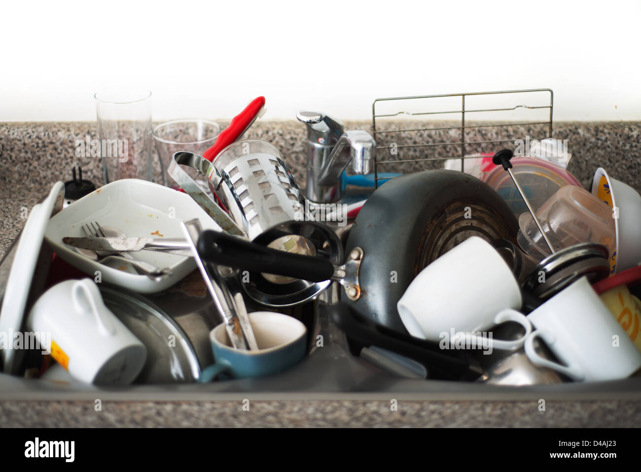 This is an image of a sink full of dirty dishes Stock Photo - Alamy