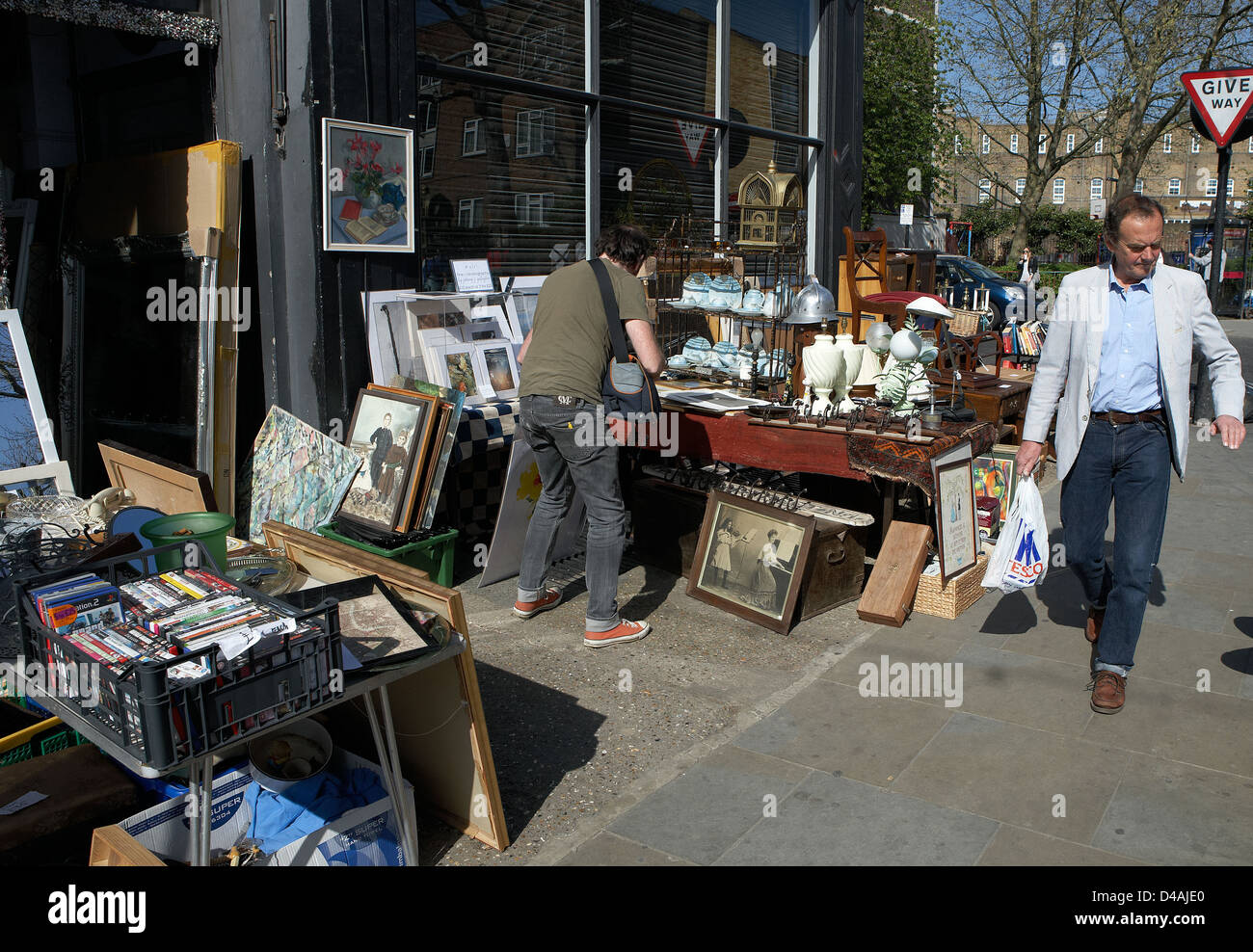 Sell troedel hi-res stock photography and images - Alamy