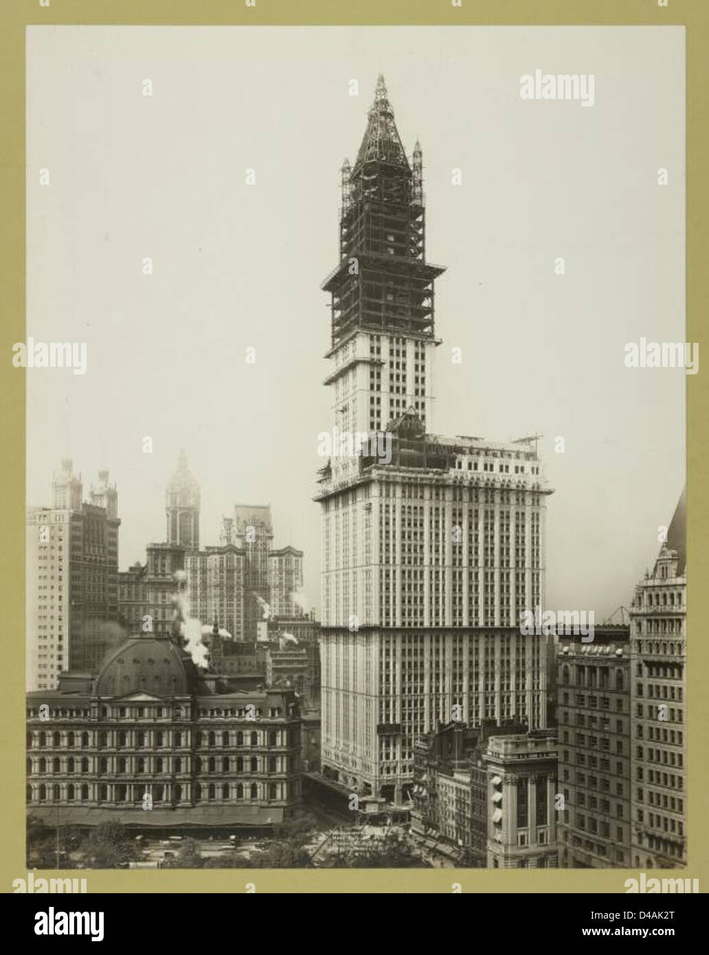 Woolworth building construction hi-res stock photography and images - Alamy