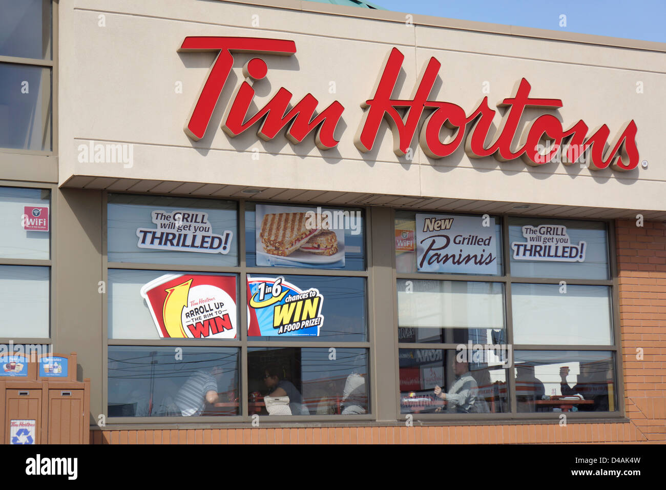 Tim hortons sign hi-res stock photography and images - Alamy