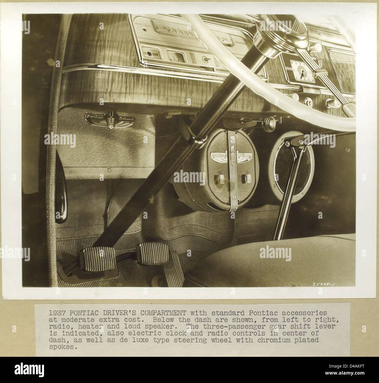 1930s car interior hi-res stock photography and images - Alamy