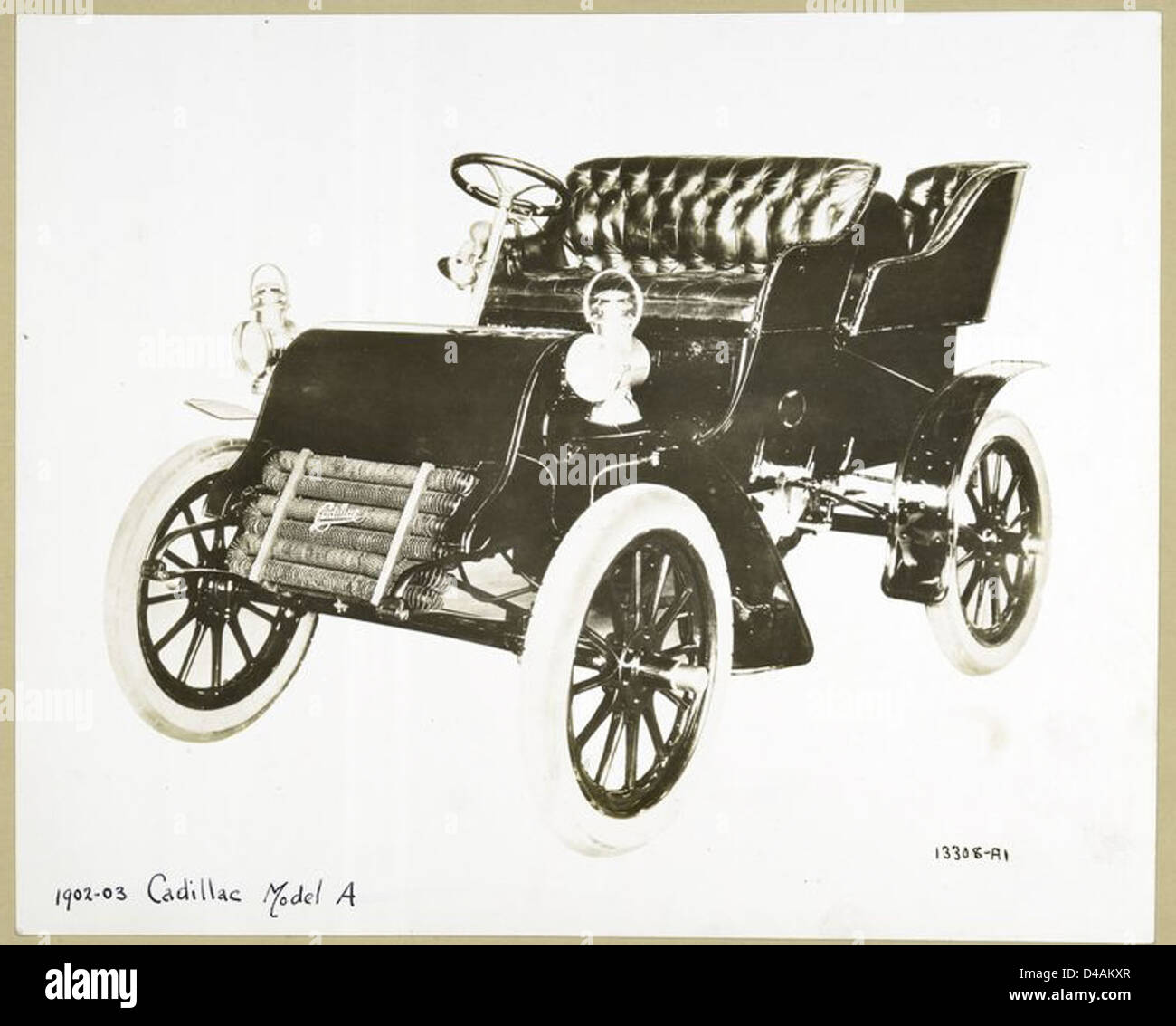 A photograph of the 1902-03 Cadillac Model A, showcasing early 20th ...