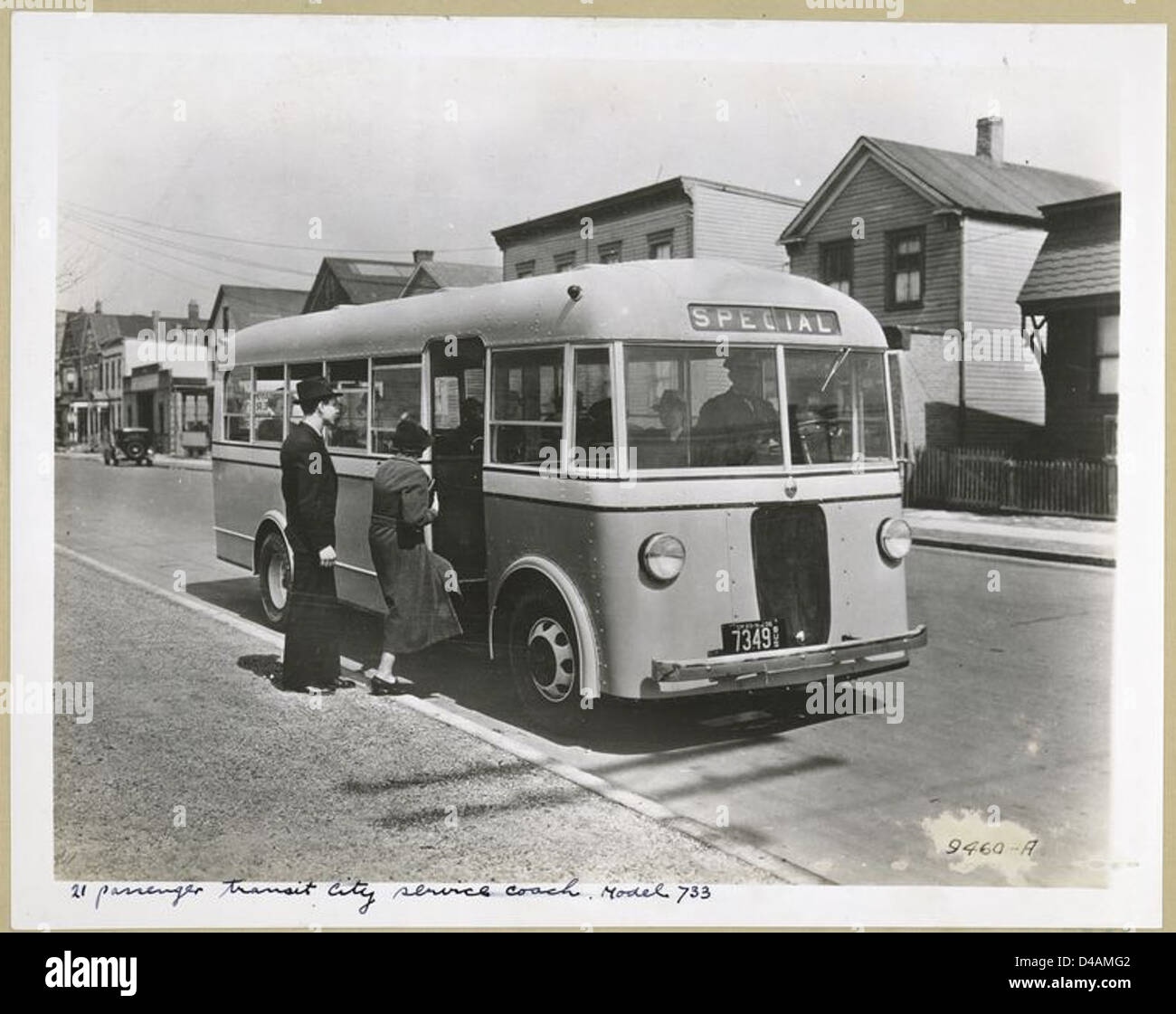 21 passenger transit city hi-res stock photography and images - Alamy