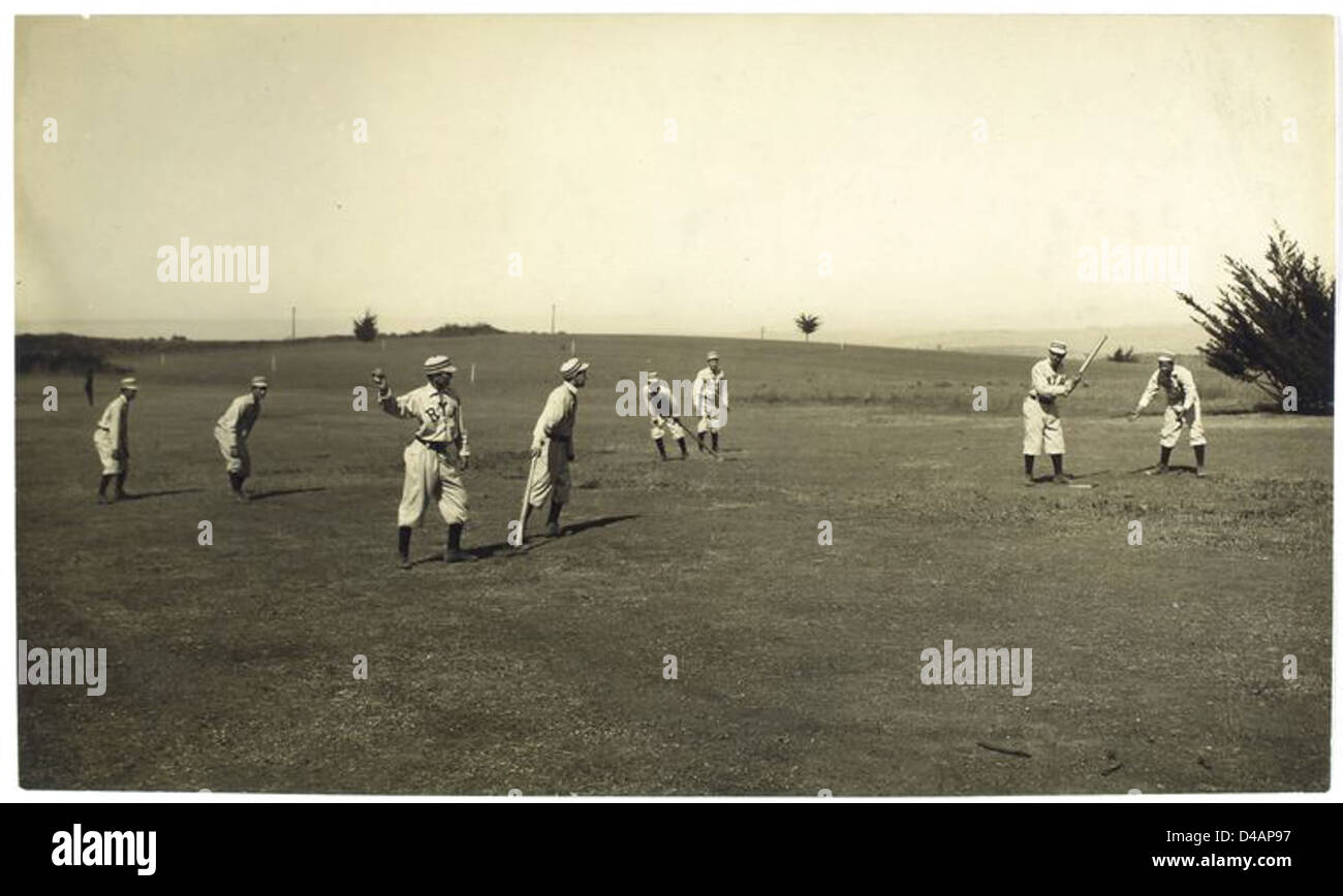 Kids playing baseball 1900s hi-res stock photography and images - Alamy