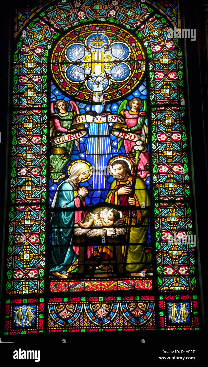 Simple Nativity Stained Glass