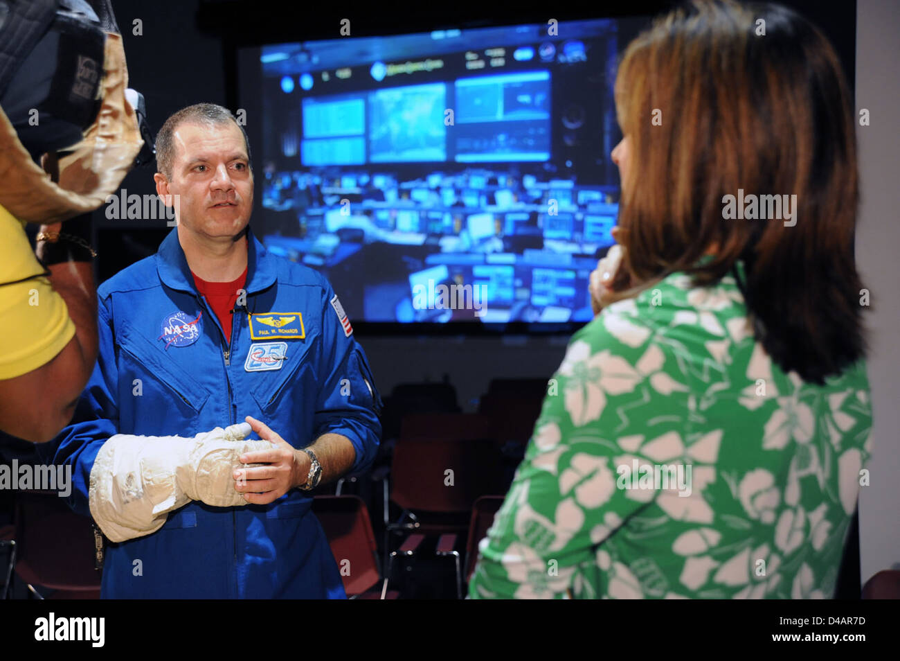 Paul richards nasa hi-res stock photography and images - Alamy