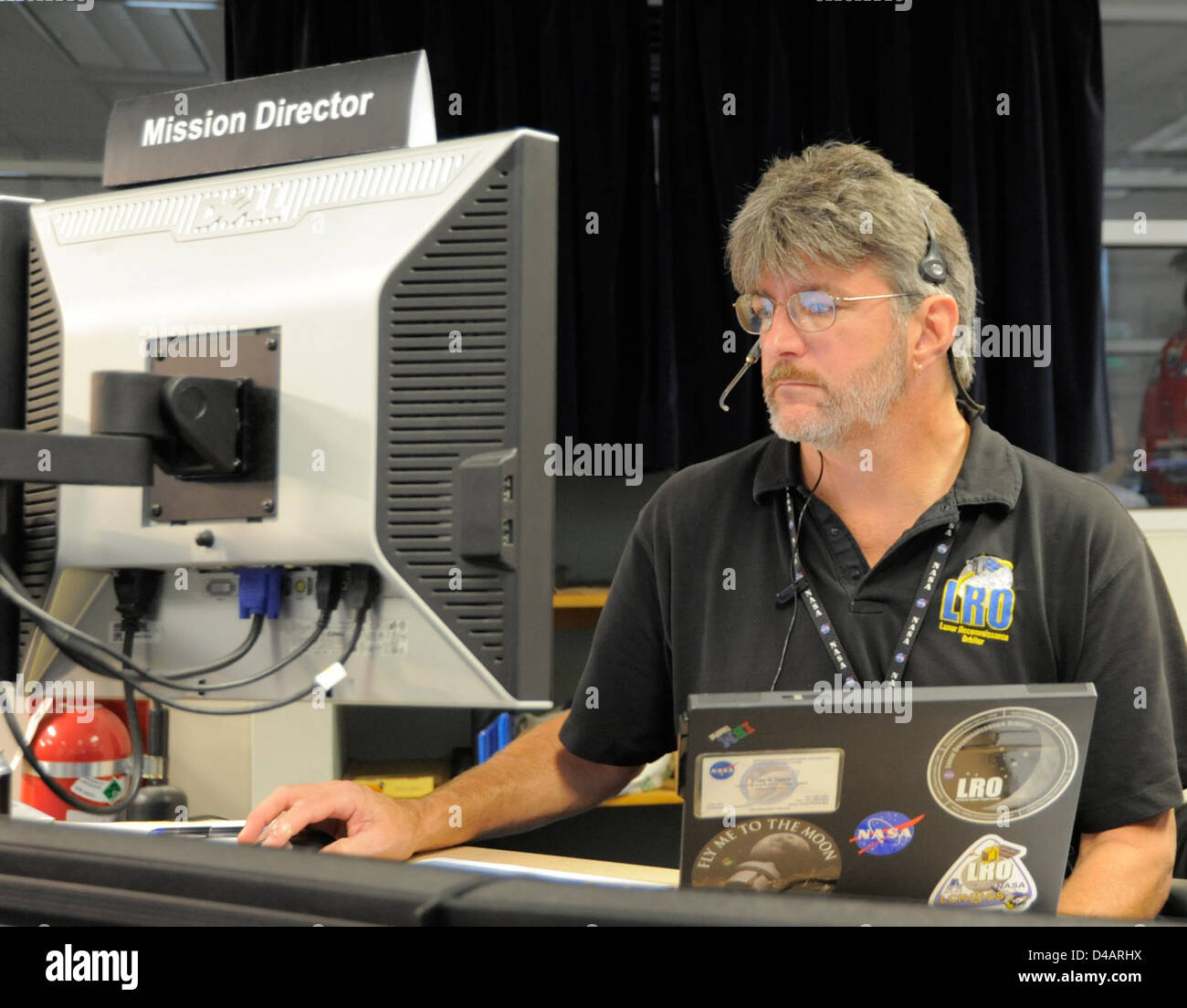 NASA's Lunar Reconnaissance Orbiter (LRO) successfully entered lunar ...